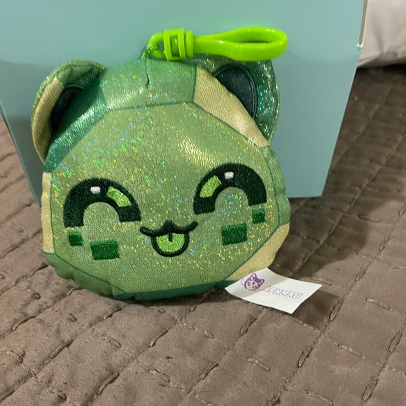 Aphmau | Toys | Aphmau Meemeows Clip On Emerald Cat | Poshmark